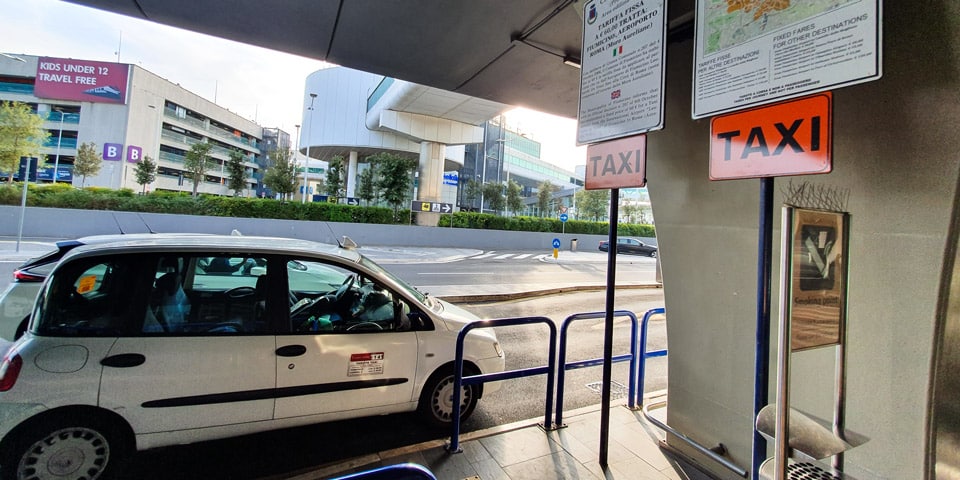 Как добраться из аэропорта Фьюмичино до центра Рима?